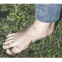 Whats Turf Toe? Best Shoes For Turf Toe | Healthy Feet Store